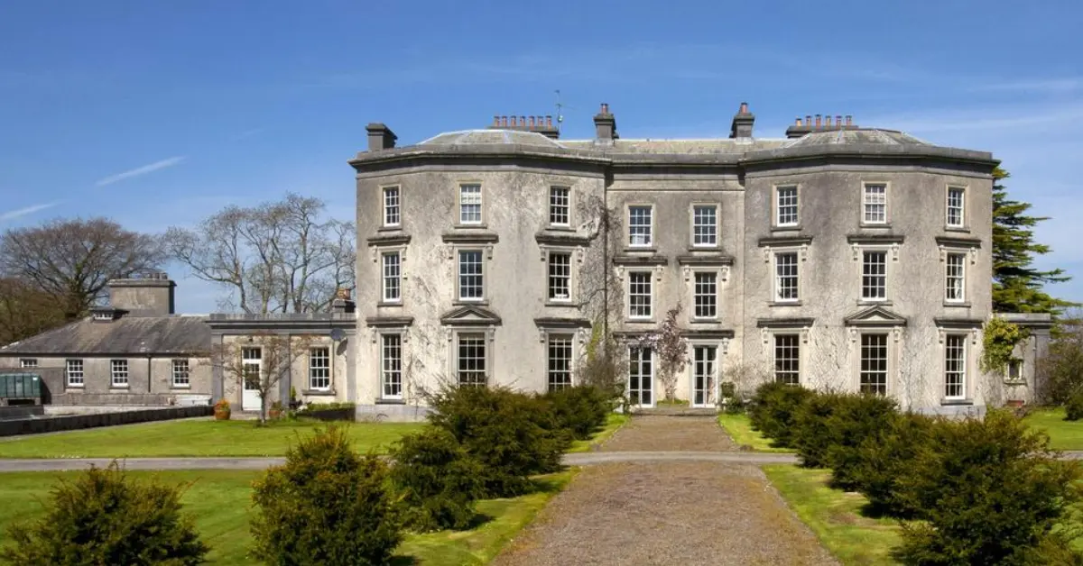 Kelly Reilly House: Her Secret Homes in New York and England ...